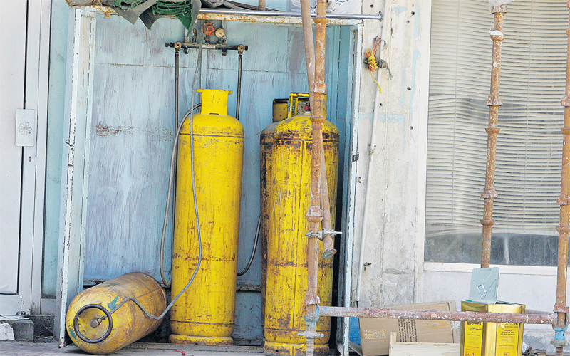 Sharjah seizes 10,000 unsafe LPG cylinders - eb247 - The Business of ... Sharjah seizes 10,000 unsafe LPG cylinders - eb247 - The Business of ...