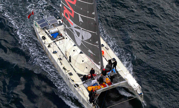 Boat made of plastic bottles crosses Pacific - Offbeat - Crazy World ...