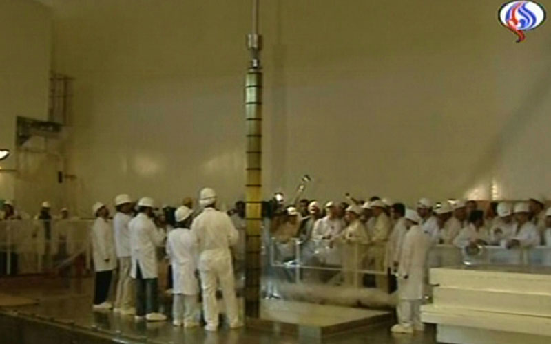 Iran starts loading fuel in first nuclear power plant - News - World ...