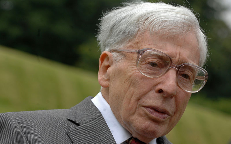 IVF pioneer Bob Edwards wins Nobel Prize - News - World - Emirates24|7