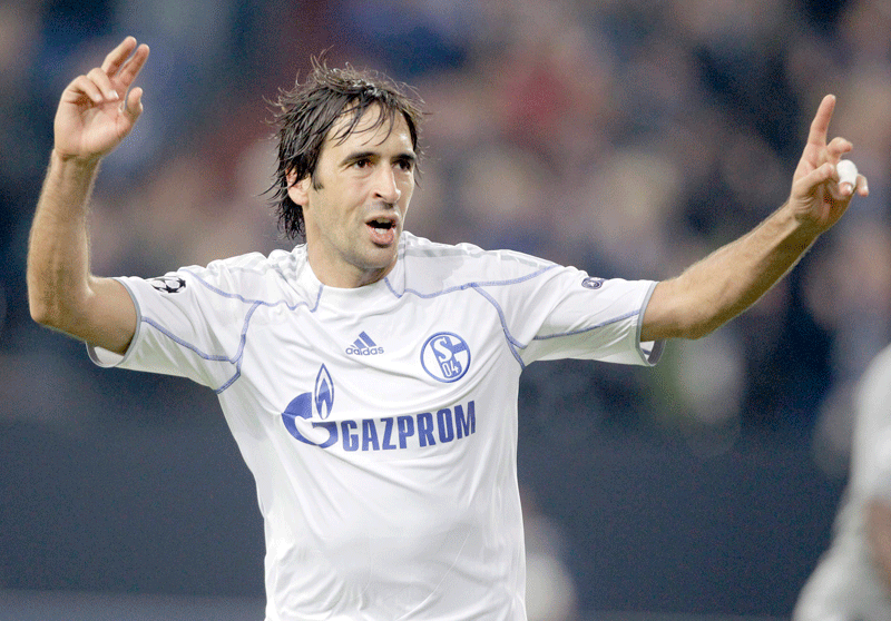 Vintage Raul finally shows Real form for Schalke - Sports - FootBall ...