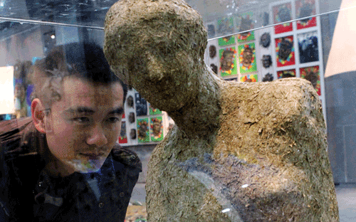 Panda dung statue fetches $45,000 in China - Offbeat - This is life ...