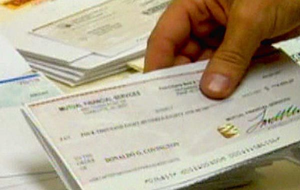 Sharjah gets 35 cases of rubber cheques a day - News - Emirates ...