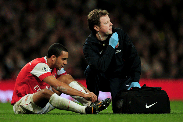 Arsenal win overshadowed by injuries - Sports - FootBall - Emirates24|7