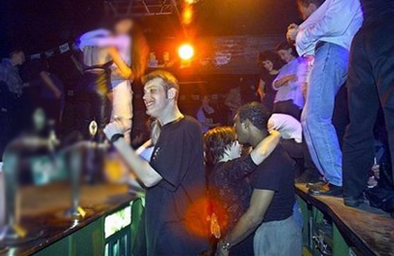 'Putin party' at Moscow night club perturbs premier - Offbeat ...