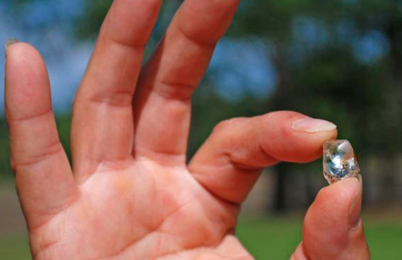 Diamond found at Arkansas park - Offbeat - Emirates24|7