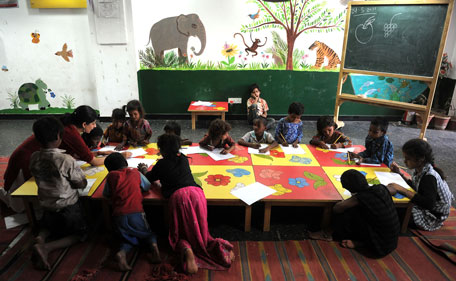 Street kids who work at dawn, but dream of school - News - World ...