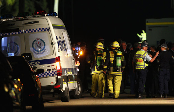 Manhunt for Sydney 'neck bomb' attacker - News - Emirates24|7