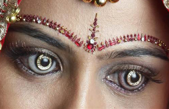 An eye for bling? Try diamond lenses - Lifestyle - Emirates24|7