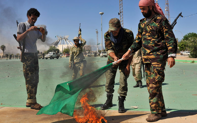 NTC fighters move in for the kill - News - World - Emirates24|7