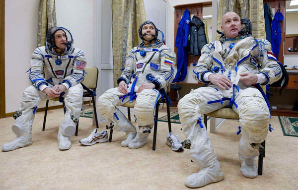 Dutch astronaut's cheesy request - Offbeat - Crazy World - Emirates24|7