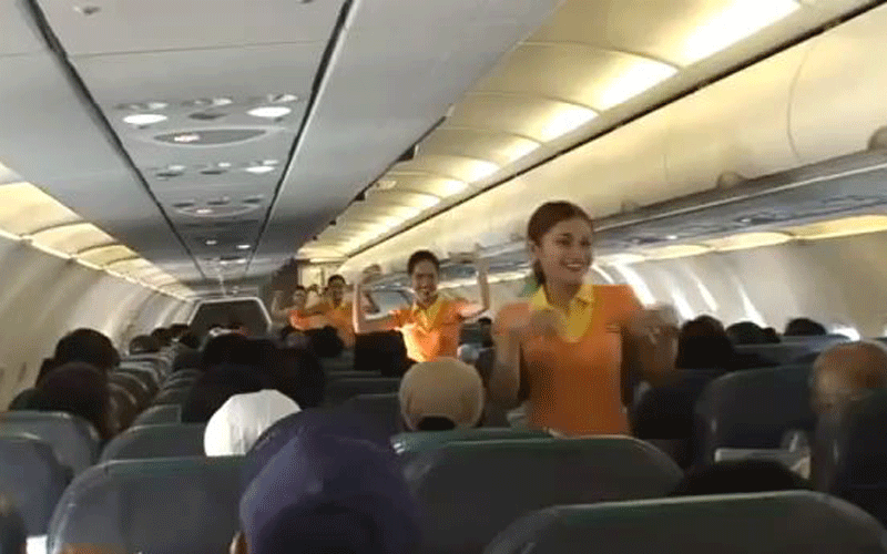 Christmas dance by flight attendants - News - World - Emirates24|7