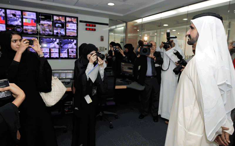 Sheikh Mohammed meets Zayed University students - News - Government ...