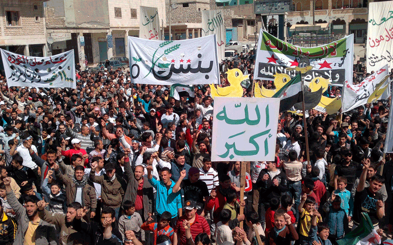 Fierce clashes in Damascus, army attacks towns - News - World ...