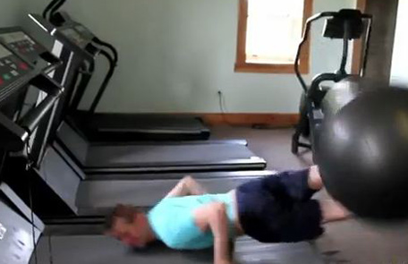The ultimate treadmill fails compilation - Videos - Emirates24|7