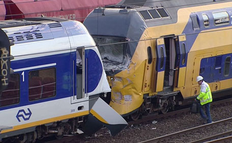 Dutch train crash injures 125 - News - World - Emirates24|7