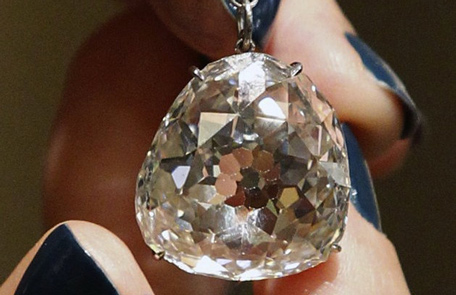 400-year old diamond to fetch $4 million - Offbeat - Emirates24|7