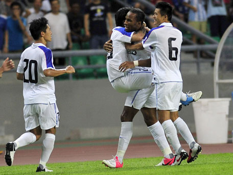 Drogba makes instant impact for Shanghai - Sports - FootBall - Emirates24|7