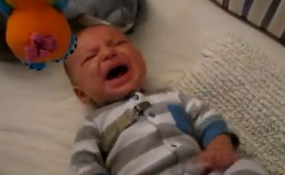 Star Wars Theme Song Calms Crying Baby - Videos - Emirates24|7