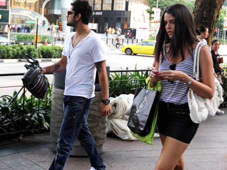 India's cricket score: Virat Kohli with Brazilian model Izabelle Leite ...