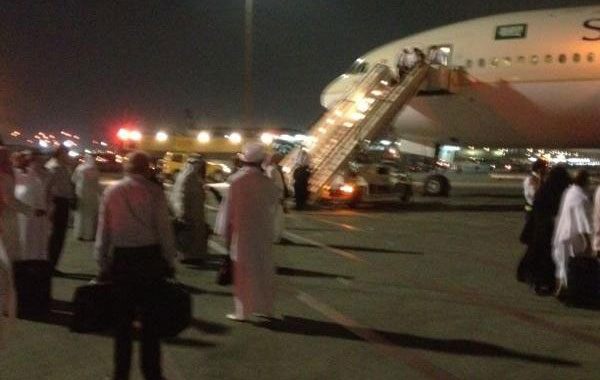 Saudi jet engine on fire after landing - News - Region - Emirates24|7