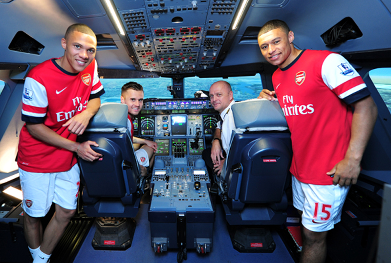 Video: Arsenal trio land Emirates A380 - Sports - FootBall - Emirates24|7