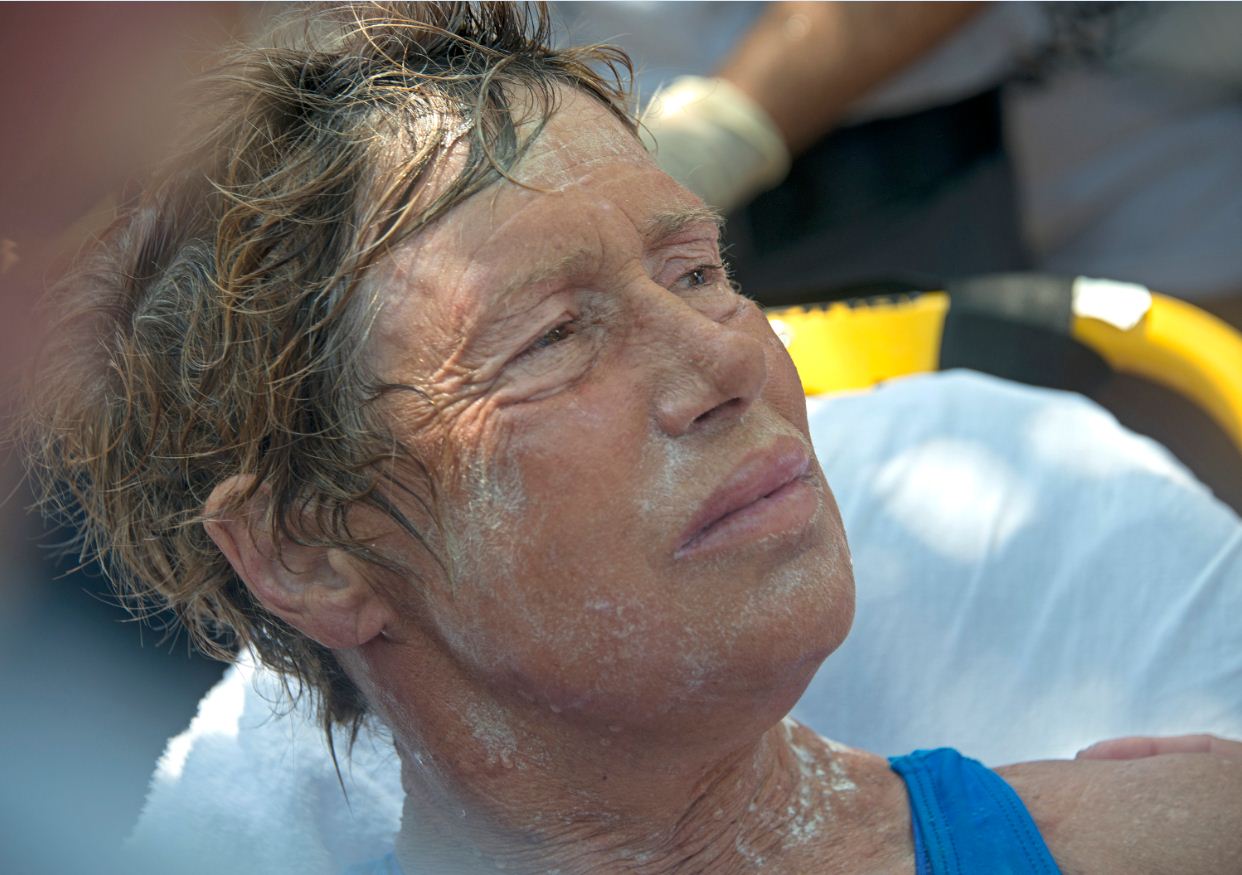 Diana Nyad, 64, completes Cuba-to-Florida swim without shark cage ...