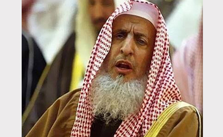 Saudi Mufti hospitalised after fall at home - News - Region - Emirates24|7