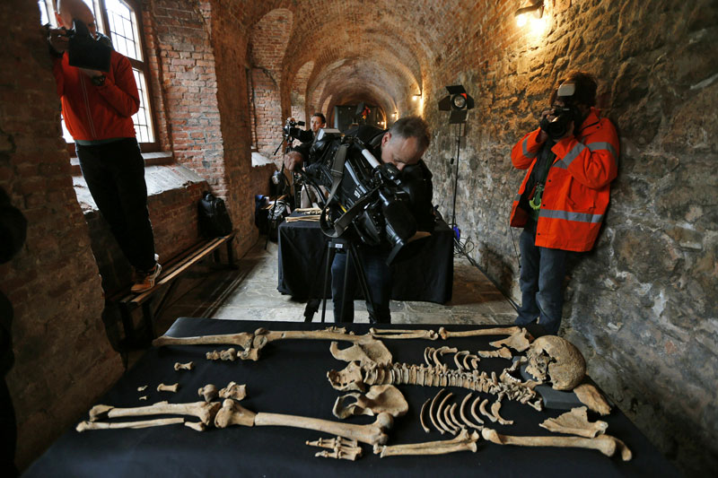 Revealed: The secrets of 'Black Death' and its victims - Offbeat ...