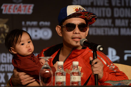'Filipino Flash' Donaire is new world featherweight champion - Sports ...