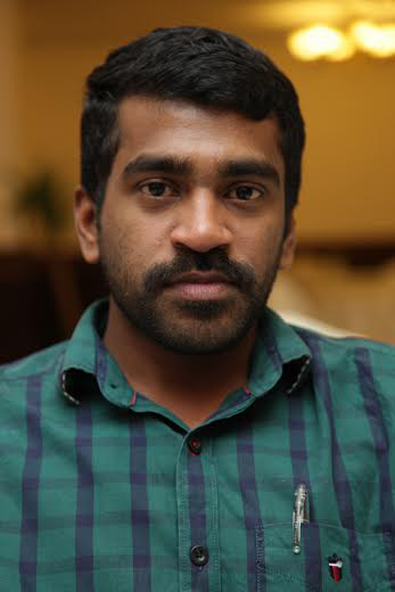 4 journalists get UAE's Indian media award - News - Emirates - Emirates24|7