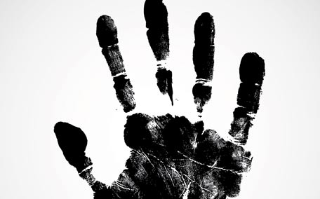 Gulf thief given 'arm-breaking' lesson - News - Emirates24|7