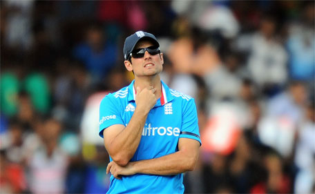 England captain Cook feels heat from Pietersen, Botham - Sports ...