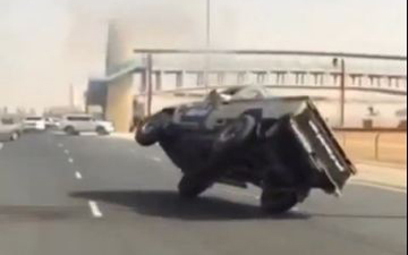 Video: Crazy car stunt leads to Dubai arrest - News - Emirates ...
