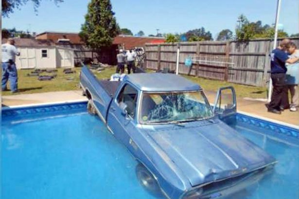 Dog drives Dodge Ram into swimming pool - Offbeat - Crazy World ...
