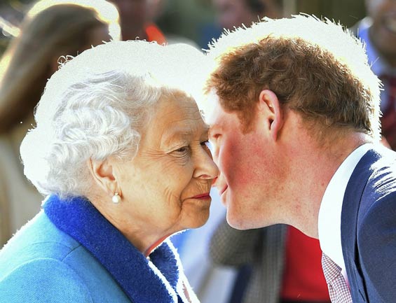 Chelsea Flower Show: Proud Queen sees Prince Harry bloom ...
