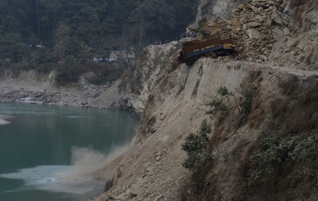 Landslide in northeast India kills 16 - News - Emirates24|7