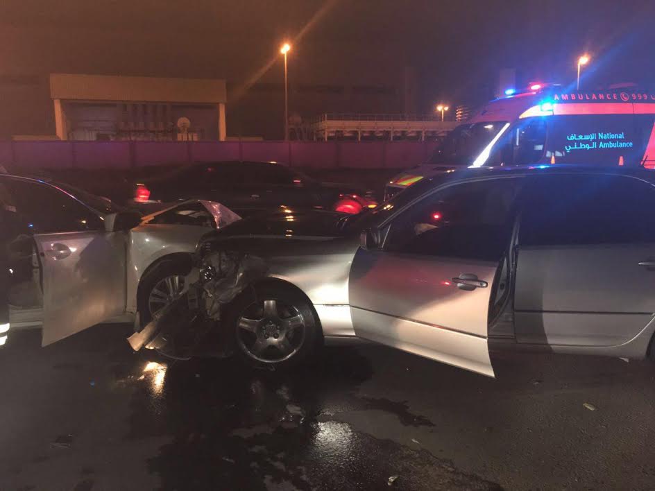 3-car collision due to sudden swerving - News - Emirates - Emirates24|7