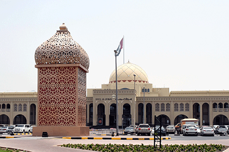 World's largest lantern in UAE souq - News - Emirates - Emirates24|7