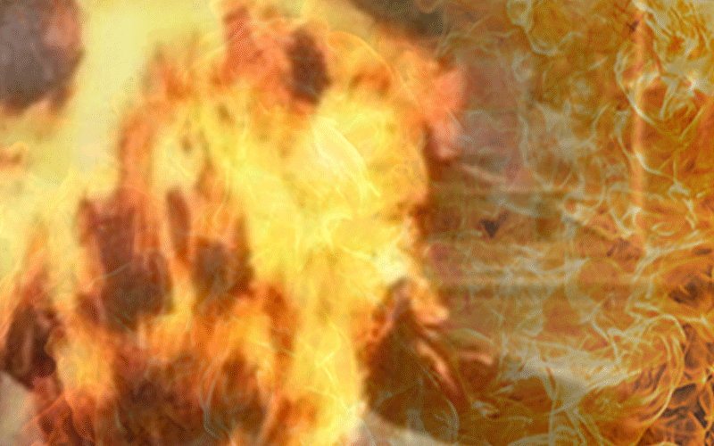 Lover sets self on fire, hugs teenage girl who spurned him - News ...