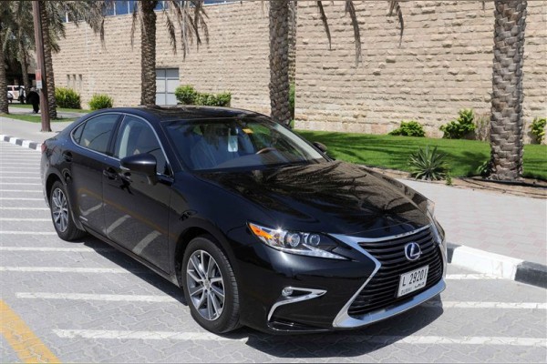 DTC adds hybrid vehicles to limo fleet - News - Emirates - Emirates24|7