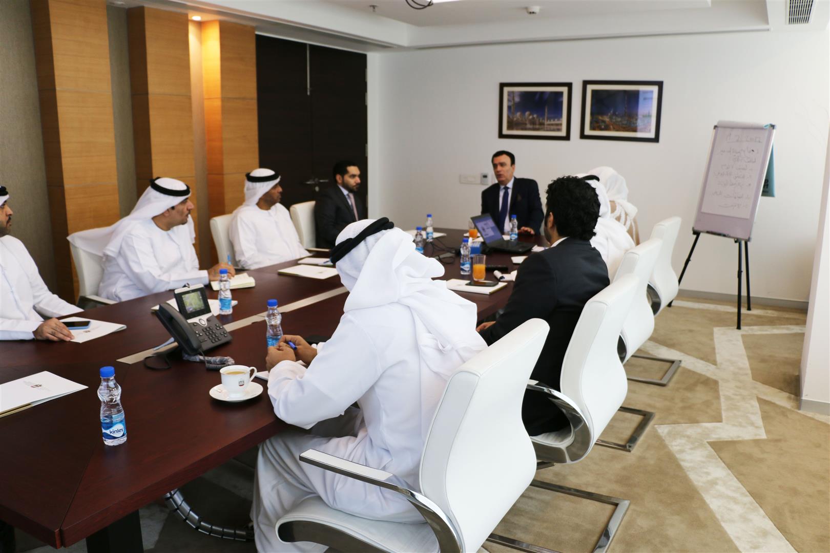 UAE Ambassador visits Consular Services and Visa Centre in New Delhi ...