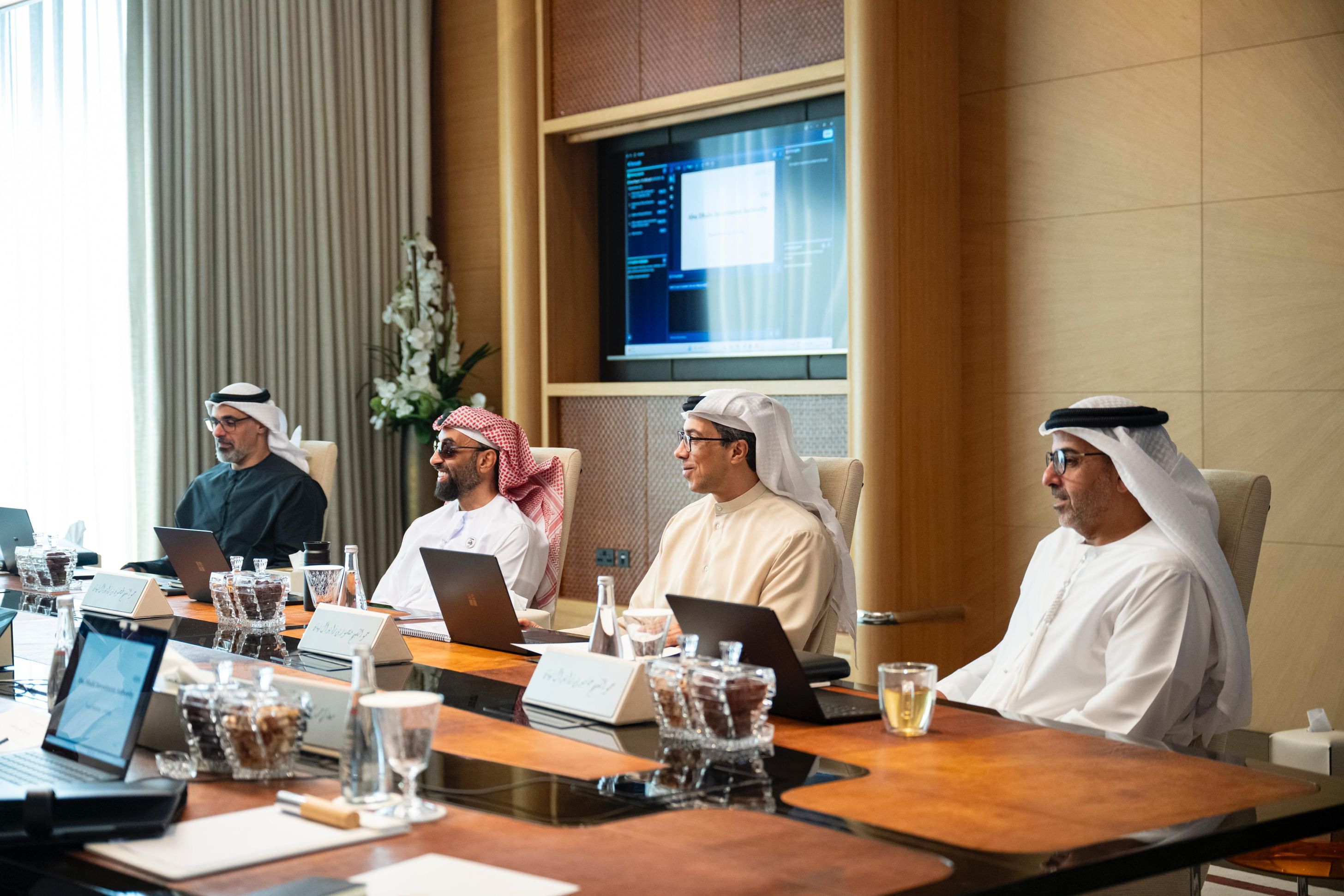 Abu Dhabi Investment Authority Board holds 2nd Meeting - UAE - Emirates24|7