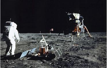 Second man to walk on moon to address summit in Abu Dhabi - News ...