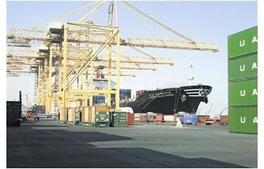 Khorfakkan port takes delivery of two gantries - eb247 - Companies And ...